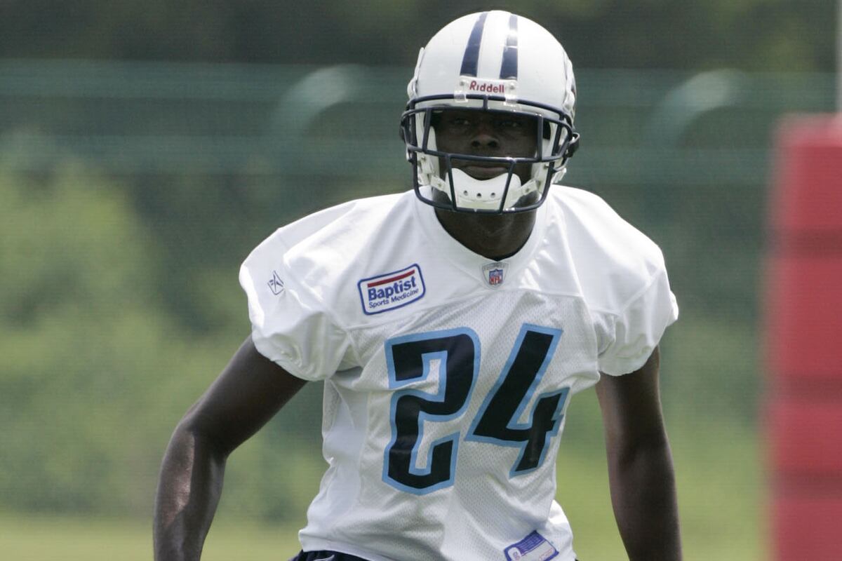 Ex-NFLer Tony Beckham Beat Man Up for Allegedly Masturbating Near ...