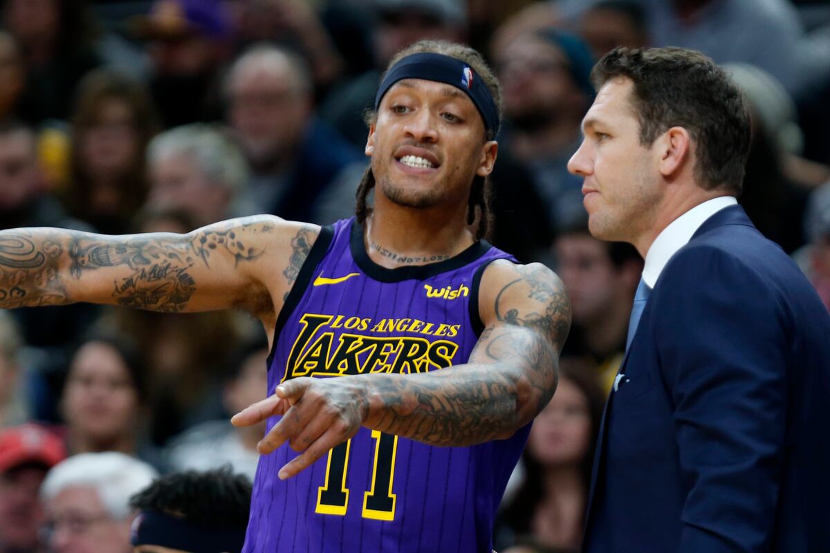 Lakers News: Michael Beasley Rejects Reports of Heated Luke Walton ...