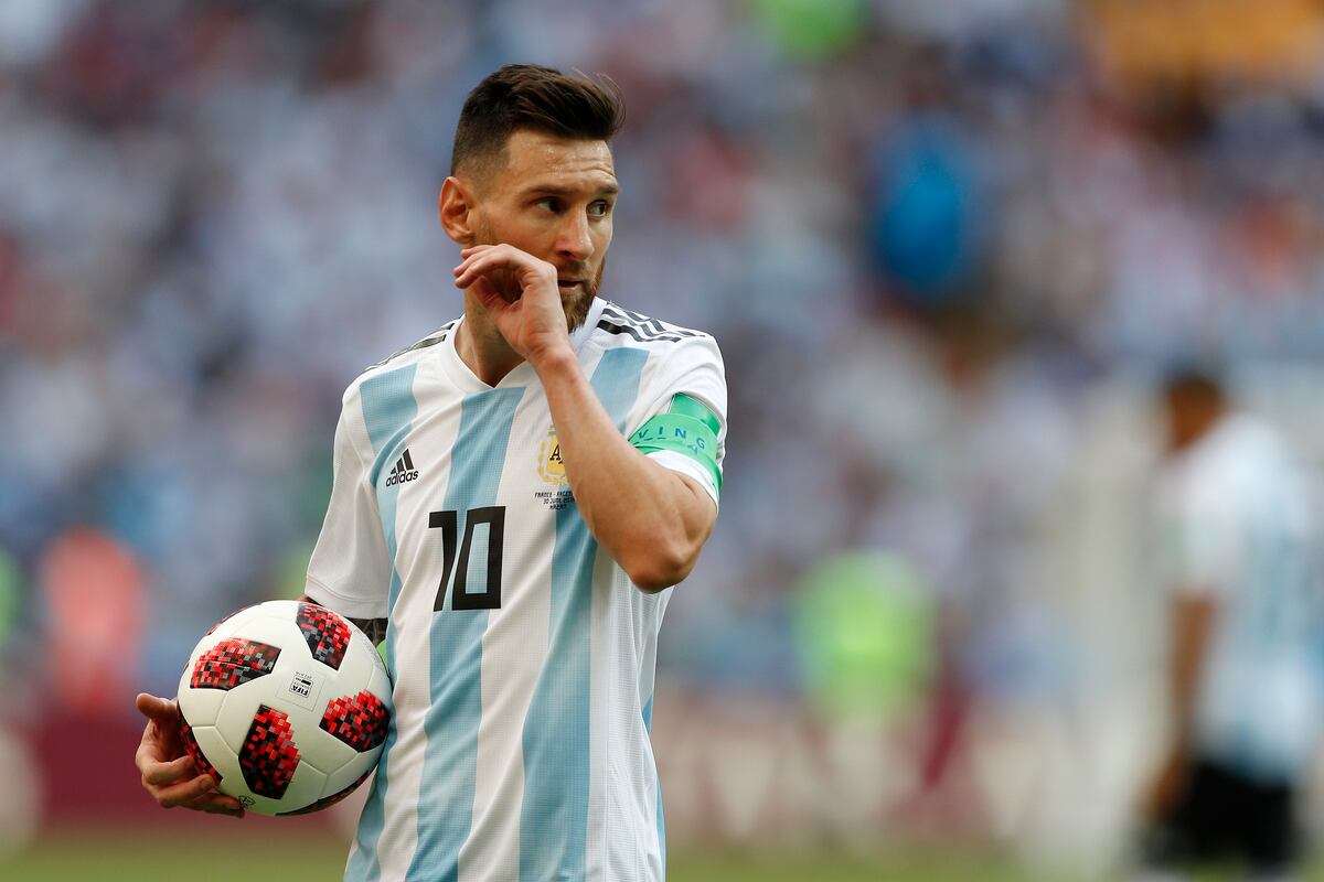 Lionel Messi Returns to Argentina Squad for 1st Time Since 2018 World ...