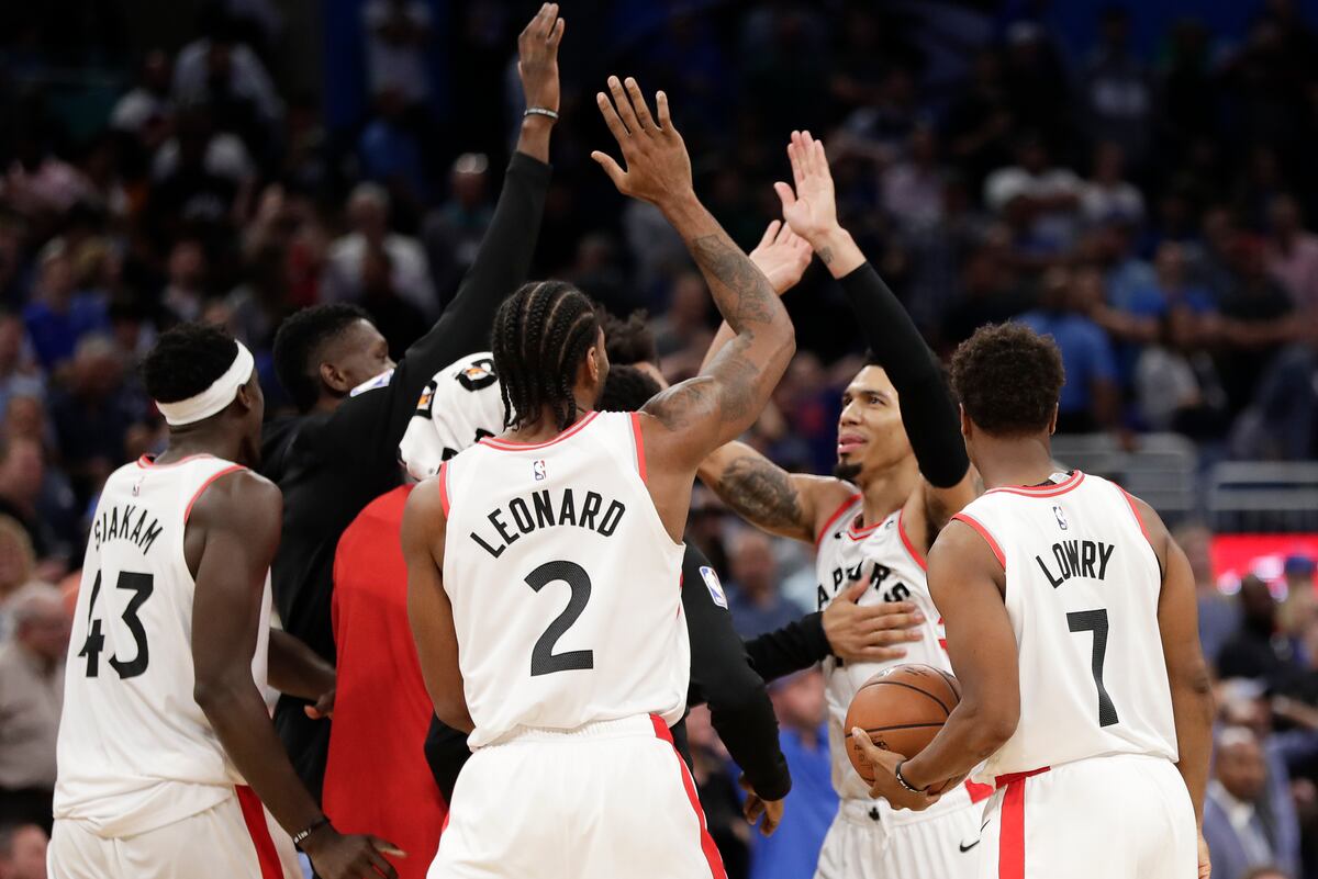 Kawhi Leonard, Raptors Clinch 2019 NBA Playoff Spot After Bucks Beat ...
