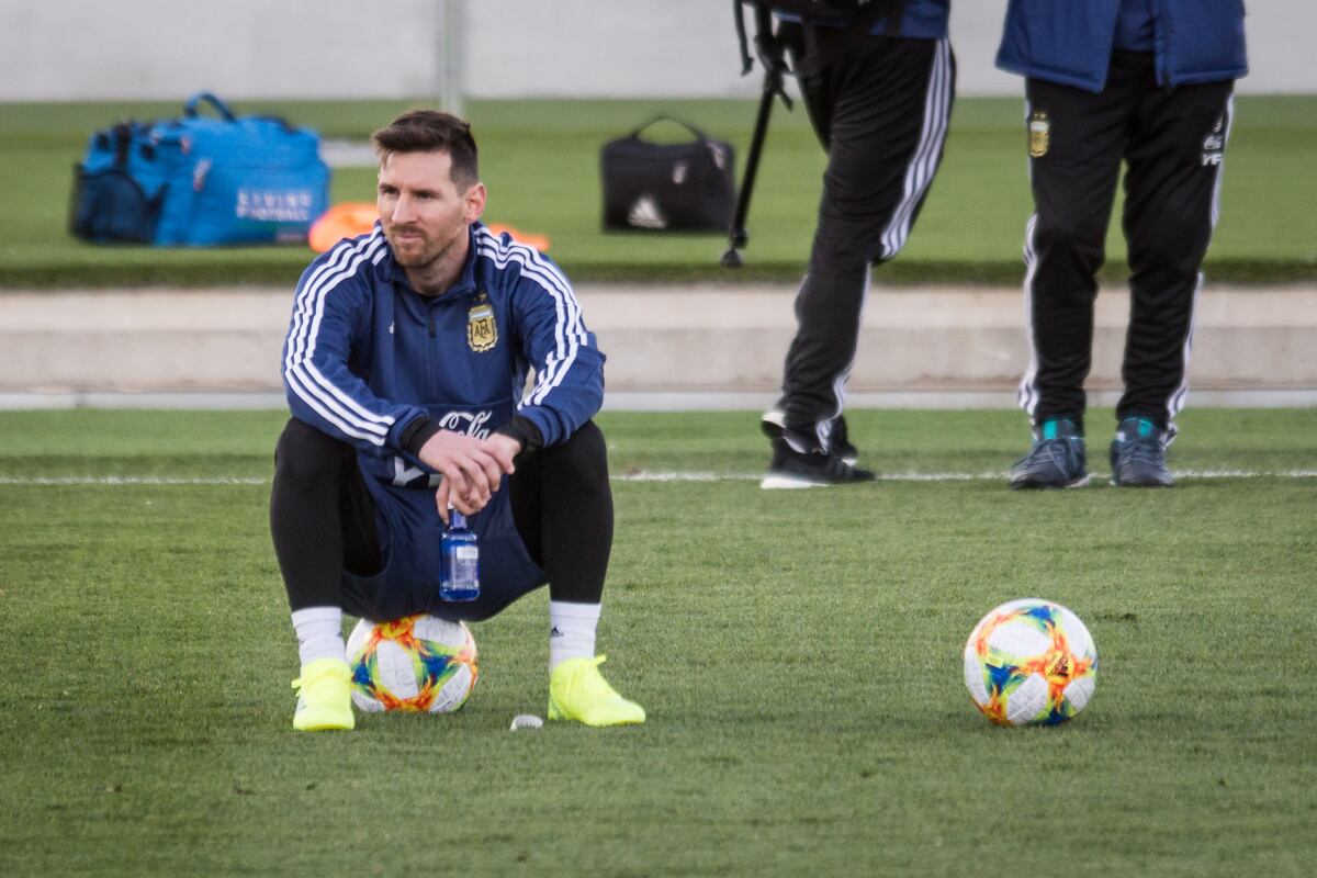 Cesar Luis Menotti 'Afraid' over Lionel Messi Fitness Ahead of ...