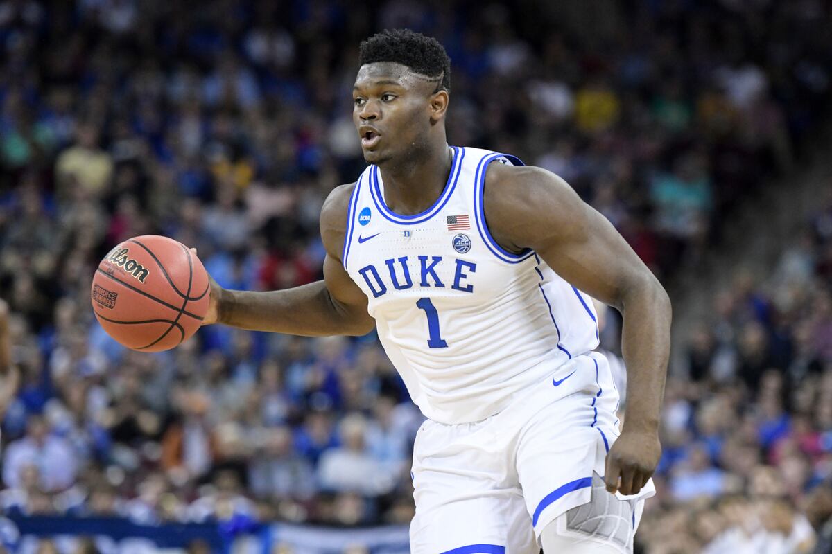 Zion Williamson, No. 1 Duke Avoid Upset to No. 9 UCF; Advance to Sweet ...