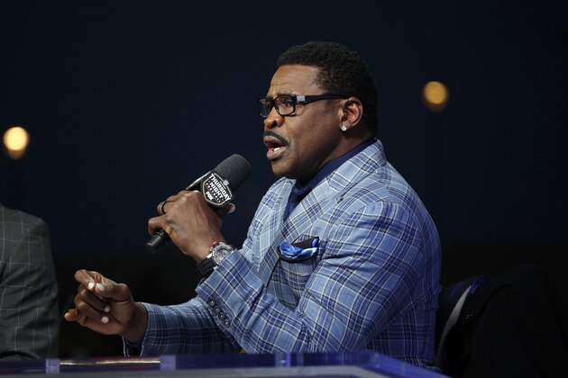 Cowboys Legend Michael Irvin Announces He's Cancer-Free