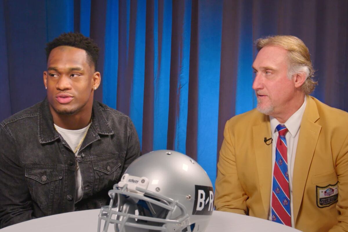 Hall of Famer Kevin Greene Shares His Knowledge of the Game with Mack ...