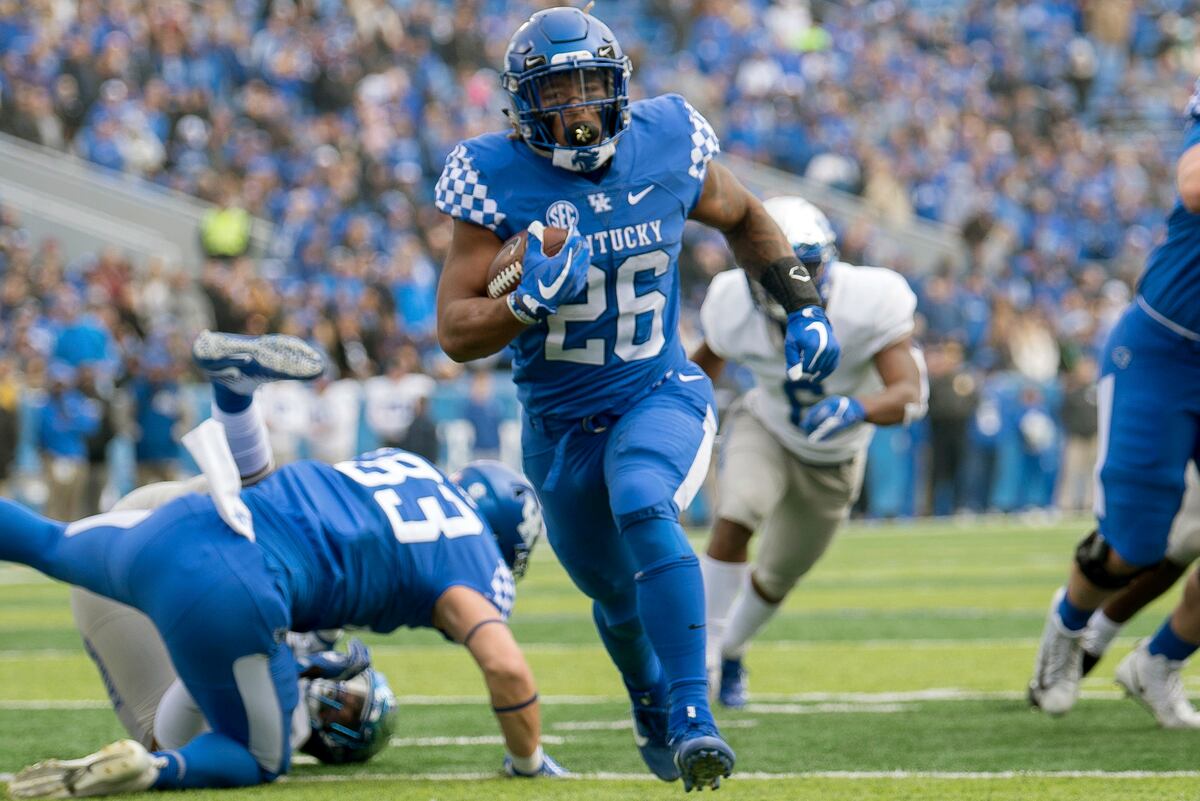 Benny Snell NFL Draft 2019: Scouting Report for Pittsburgh Steelers ...