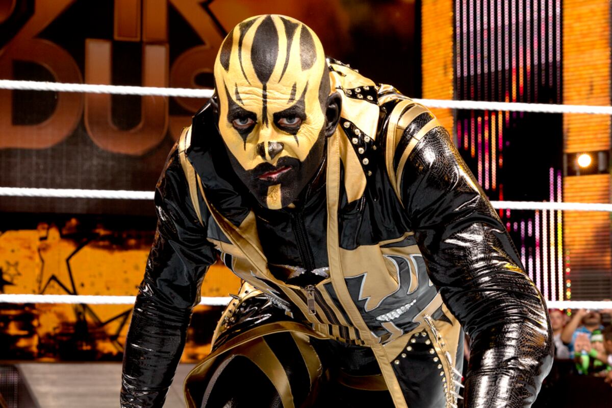 Dustin 'Goldust' Rhodes Thanks WWE; Will Fight Cody at AEW's Double or ...