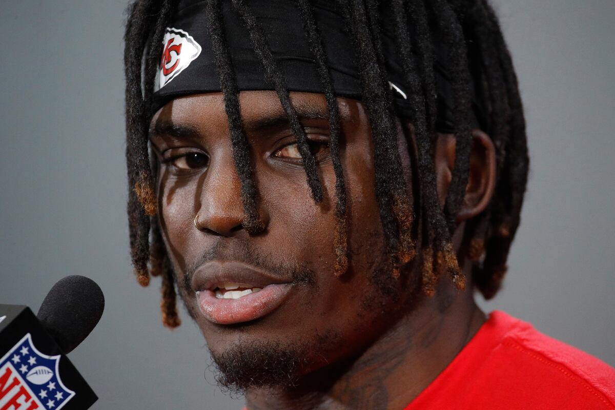 Mike Florio on Tyreek Hill: NFL 'Has Made a Conscious Decision Not to ...