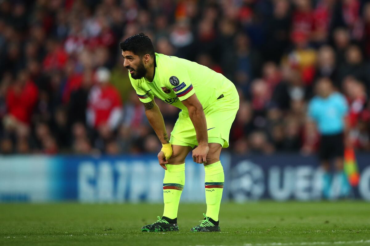 Luis Suarez Out for 4-6 Weeks After Knee Surgery, Will Miss Copa del ...