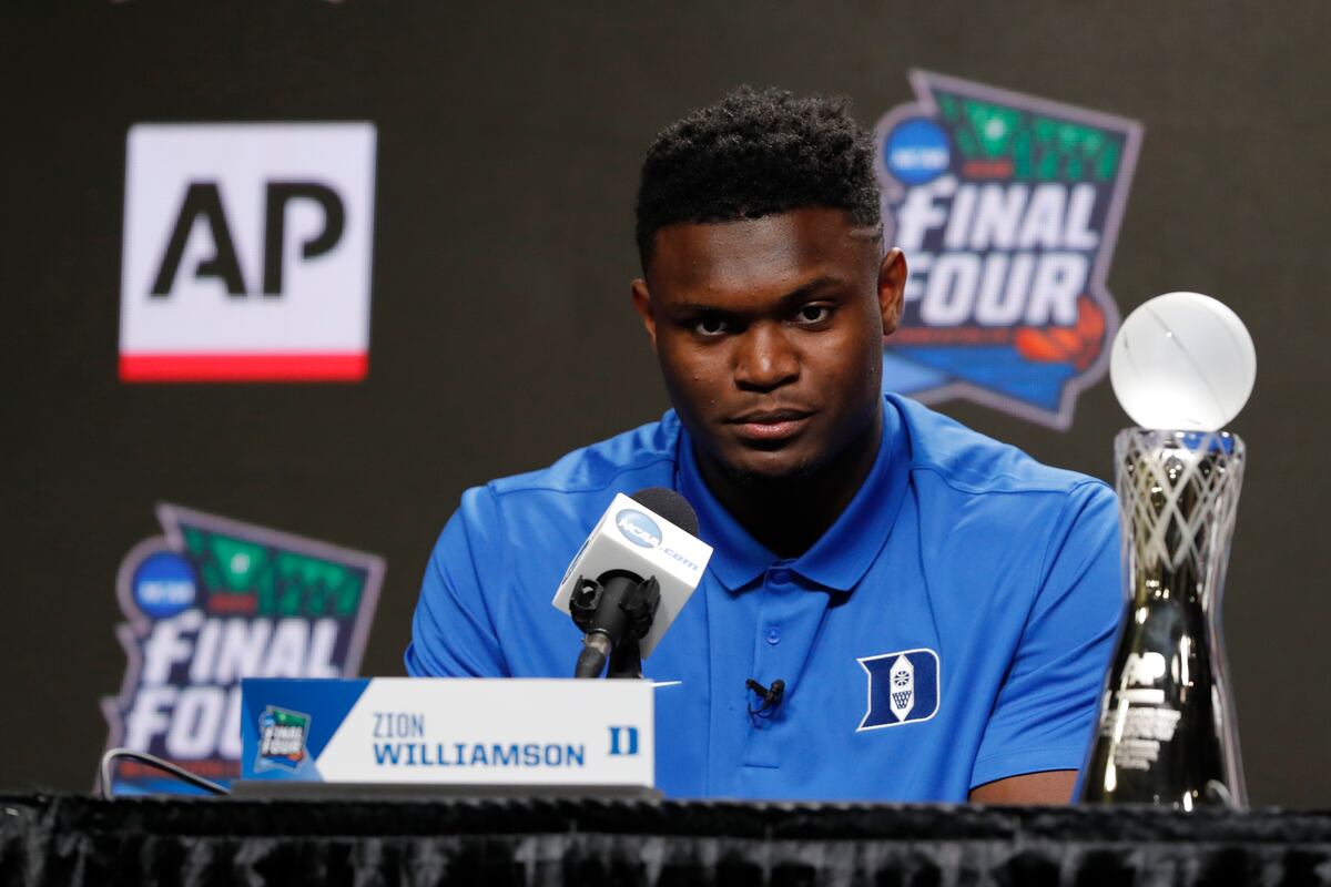 Blake Griffin Says Zion Williamson Is 'Going to Be a Monster' Ahead of ...