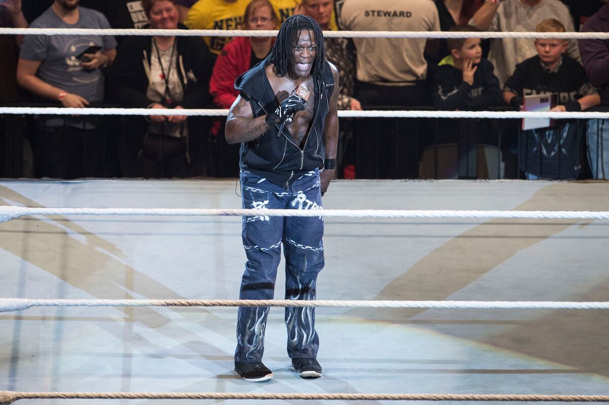 Video: Mick Foley Unveils New WWE 24/7 Title; R-Truth Ends Up Winning ...