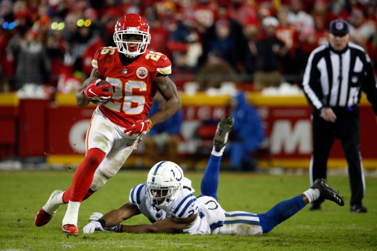 Chiefs OC Eric Bieniemy: Damien Williams Starting RB Despite Carlos ...