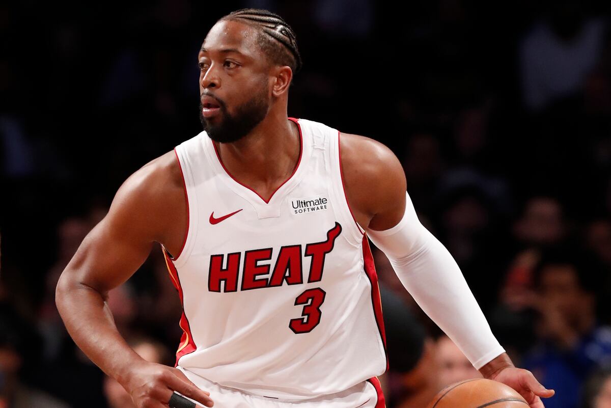 Dwyane Wade Memoir '3 Dimensional' to Be Released Oct. 22 | News ...