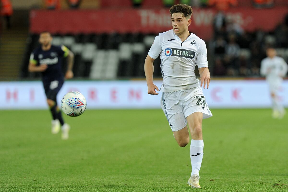 Report: Daniel James to Undergo Manchester United Medical Ahead of £18M ...