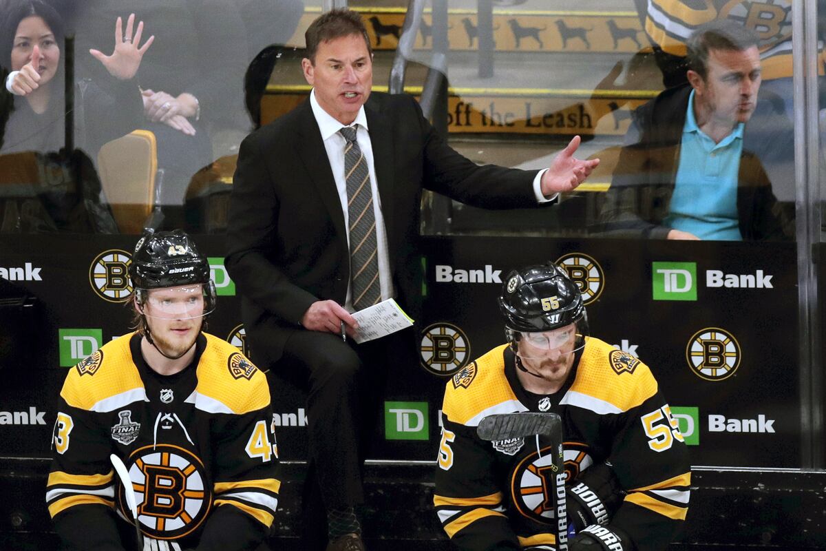 Bruins' Bruce Cassidy Rips Refs, Says Officiating Has Been a 'Black Eye ...