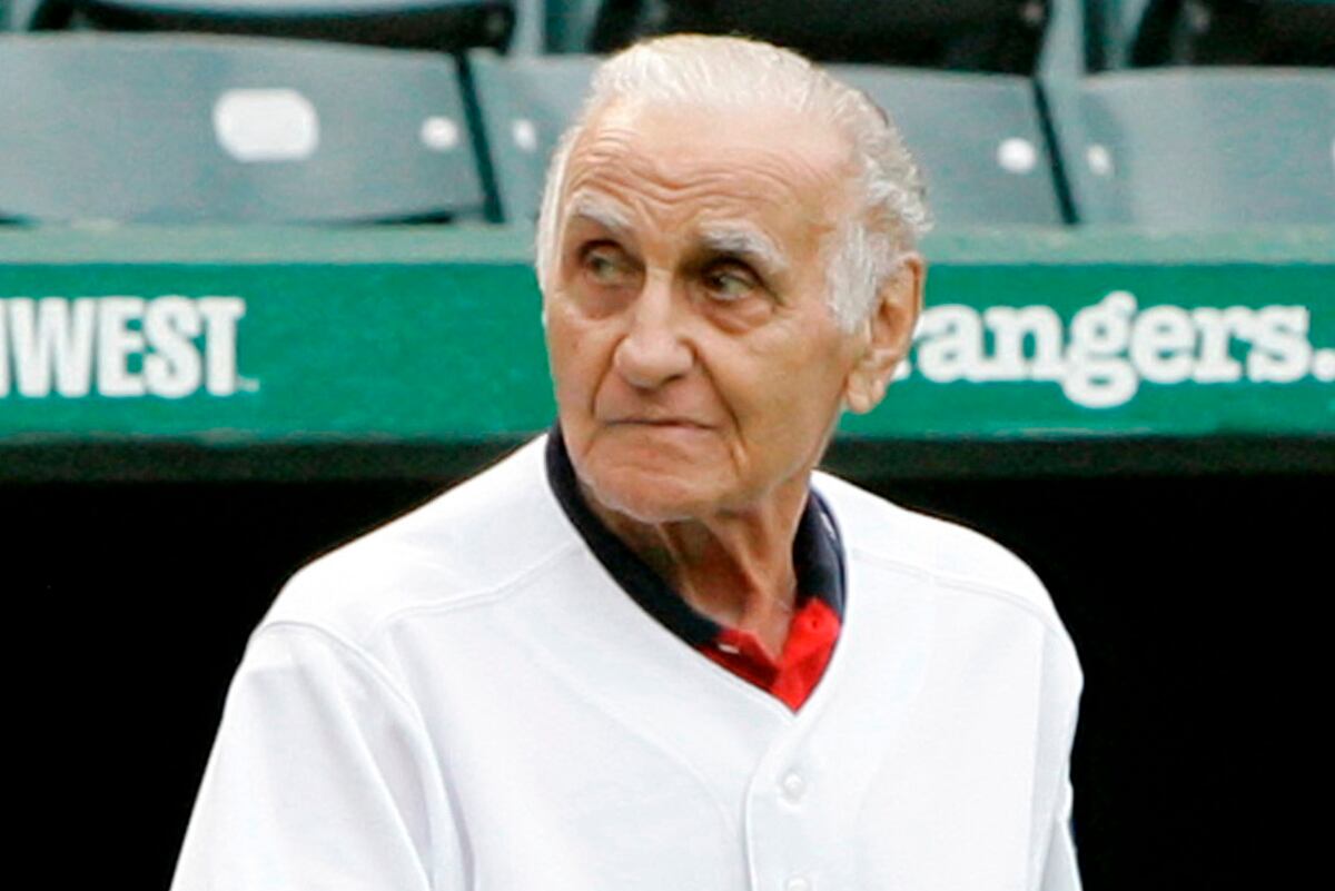 Former Phillies and Rangers Manager Frank Lucchesi Dies at Age 92 ...