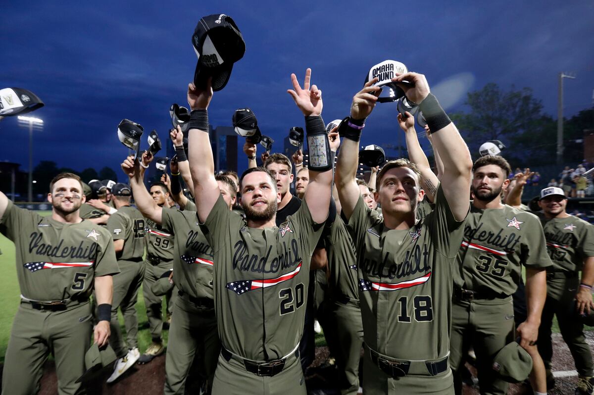 College World Series 2019: Bracket Predictions, Start Times for Sunday ...