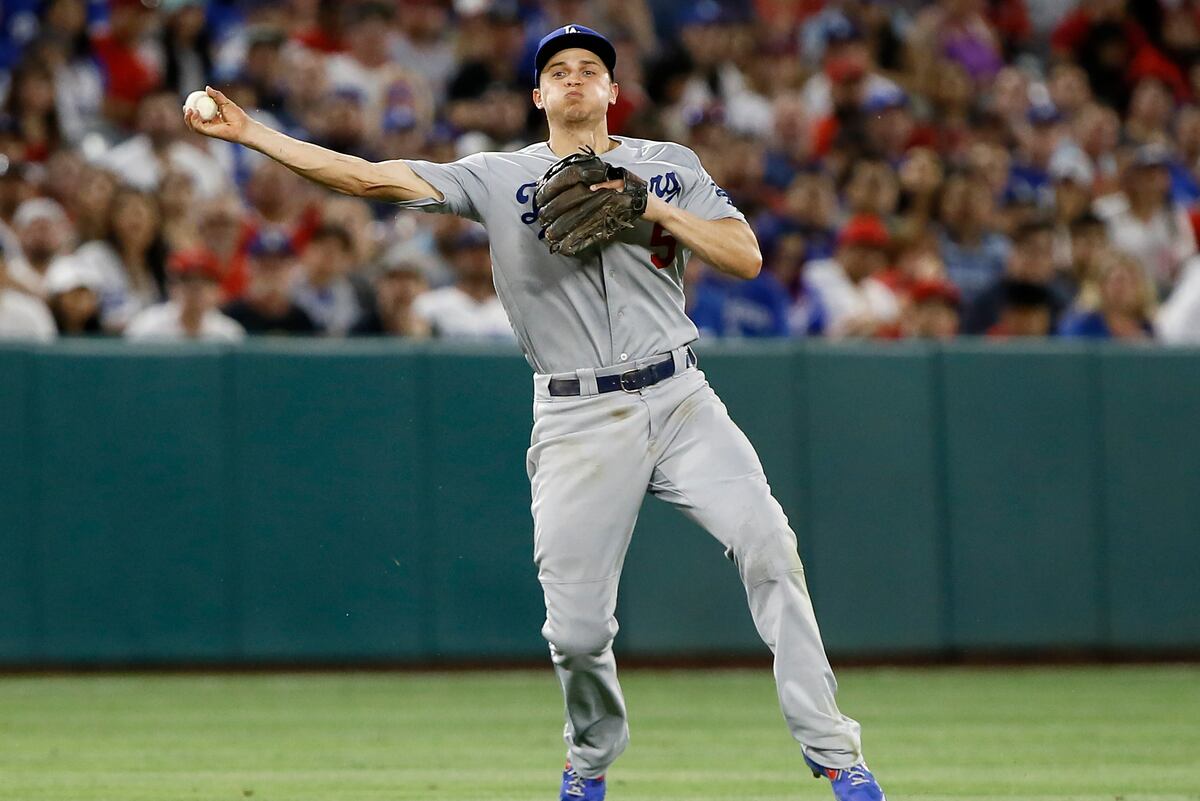 Dodgers' Corey Seager Exits vs. Giants After Suffering Back Injury ...