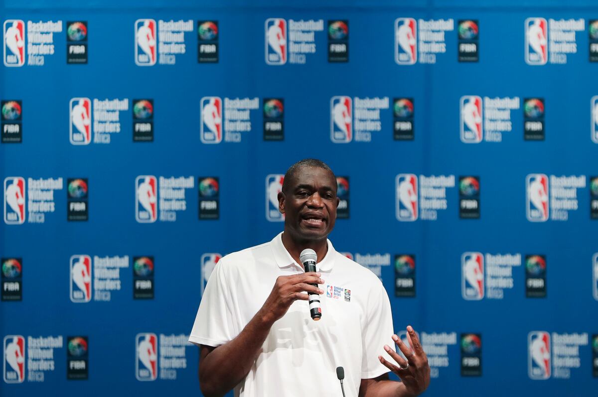 Dikembe Mutombo Helps US Officials to Fight Ebola Outbreak | News ...