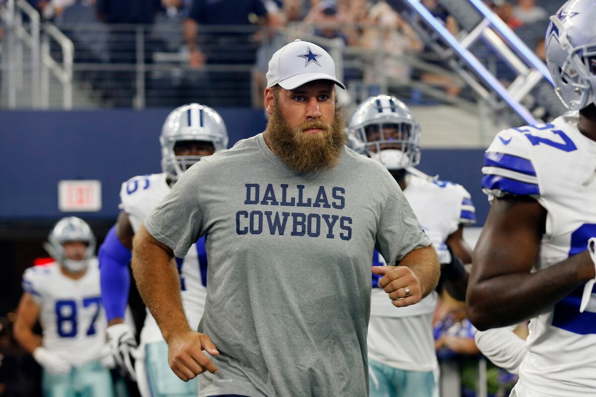 Report: Cowboys' Travis Frederick Cleared for Camp After Missing 2018 ...