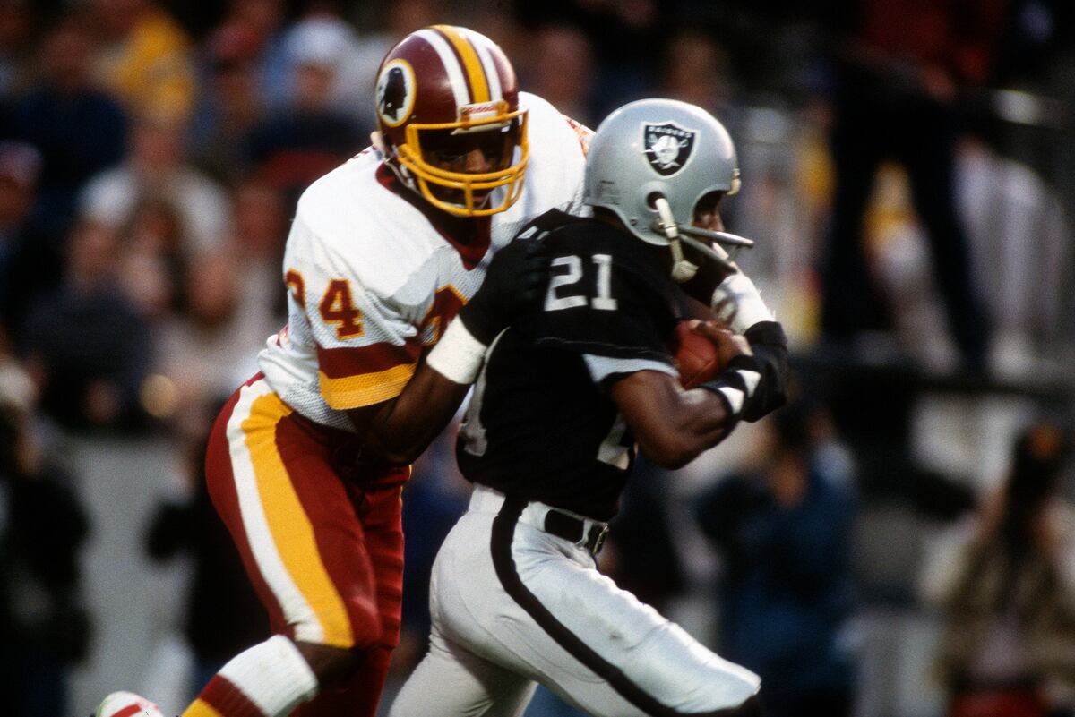 Former Raiders All-Pro WR Cliff Branch Dies at Age 71 | News, Scores ...
