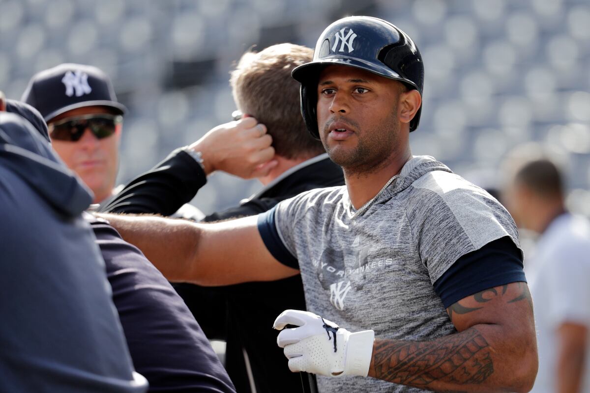 Yankees News: Aaron Hicks Placed on 10-Day IL After Elbow Injury vs. Red Sox | News, Scores ...