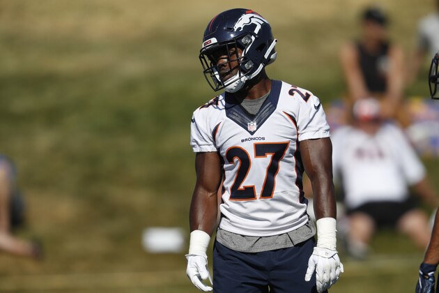 Broncos Rumors: Theo Riddick Avoids Surgery, Out 6-8 Weeks with ...