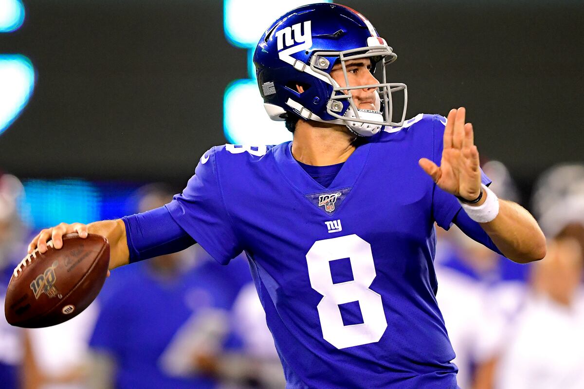 Daniel Jones' 161 Yards, TD Highlight Giants' 32-13 Preseason Win over ...