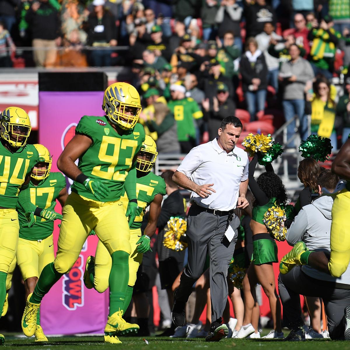 College Football Picks Week 1 Predictions And Odds For Top 25 Schedule