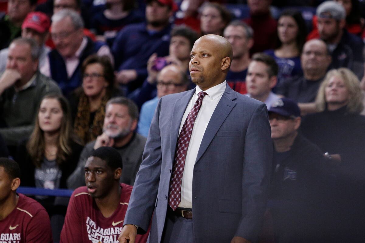 IUPUI Basketball Coach Jason Gardner Resigns After Being Arrested on ...