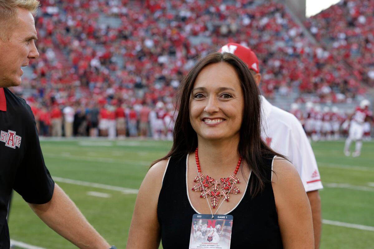 Georgia Football Fans Plan 'Pink Out' to Honor Blake Anderson's Late ...