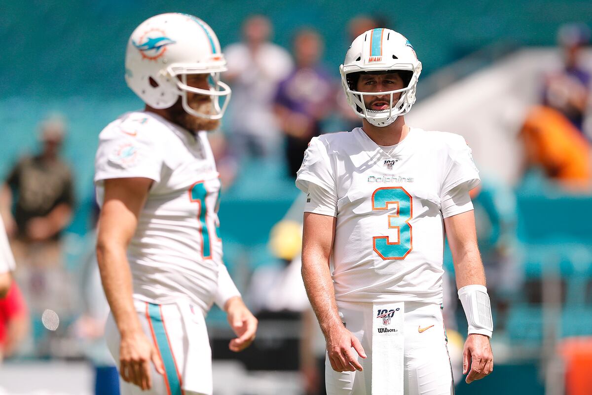 Dolphins to Consider Starting Josh Rosen After Blowout Loss vs ...