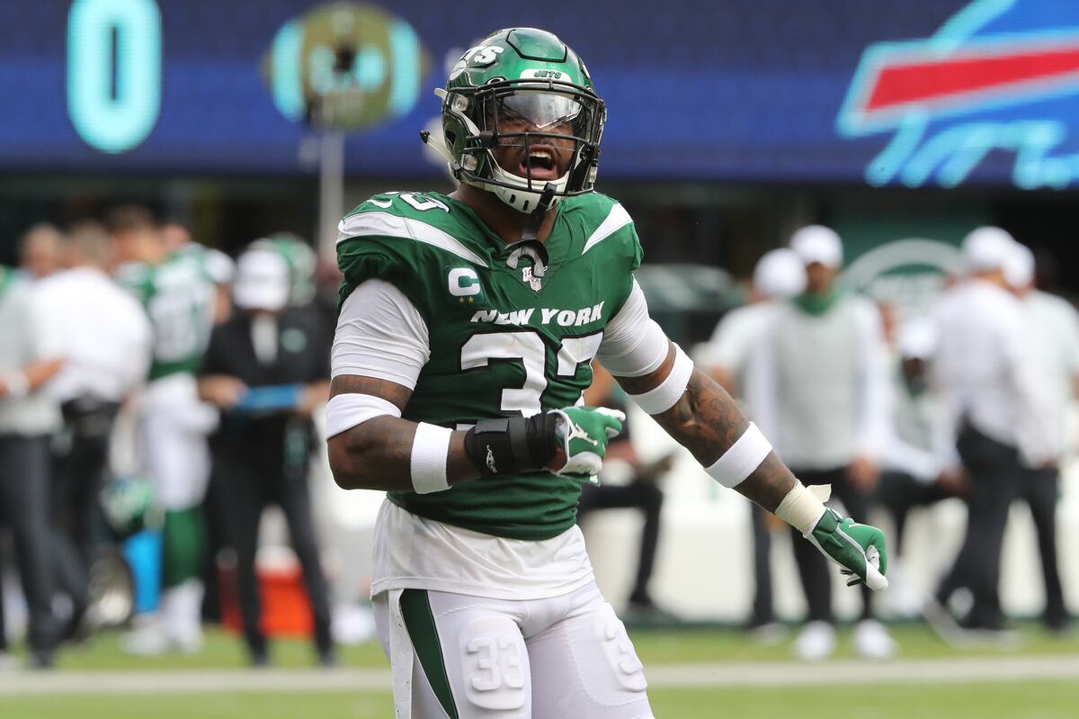 Jets' Jamal Adams Confirms He Was Benched in Monday Night Blowout vs ...