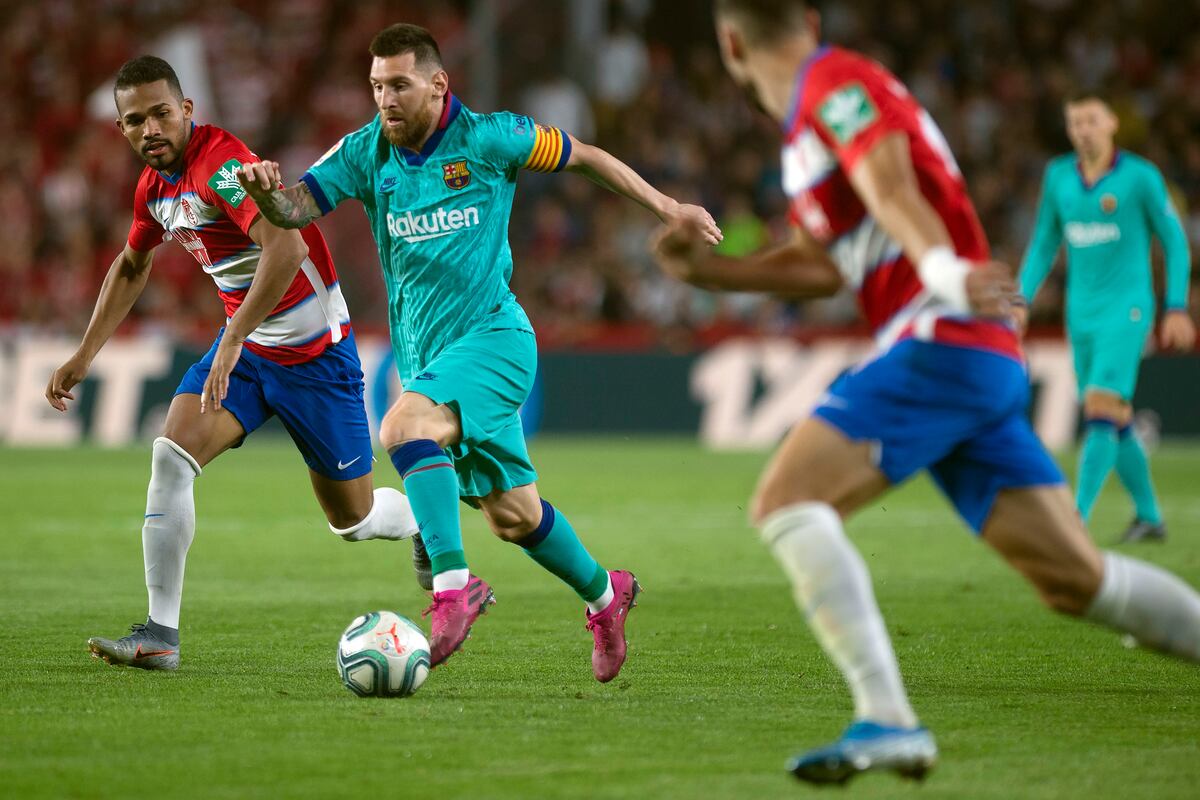 Lionel Messi, Barcelona Stunned 2-0 by Granada in La Liga | News ...