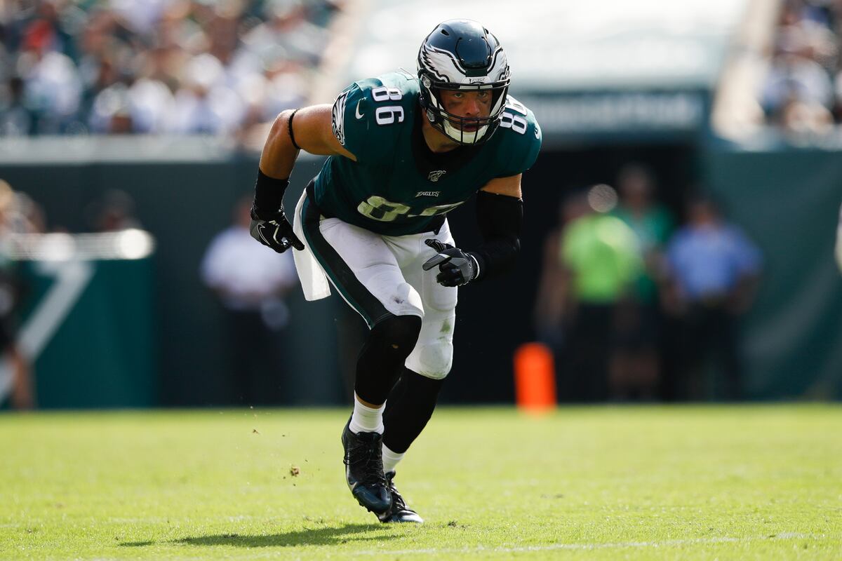 Eagles' Zach Ertz Reportedly Fractured Rib vs. Cowboys; TE Played ... Eagles' Zach Ertz Reportedly Fractured Rib vs. Cowboys; TE Played ...