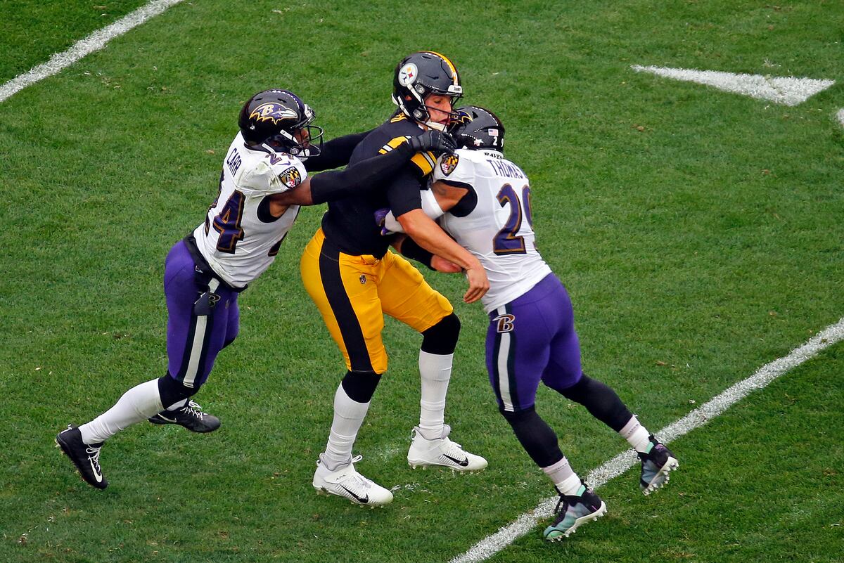 Earl Thomas Says He Was Fined for Helmet-to-Helmet Hit on Mason Rudolph ...