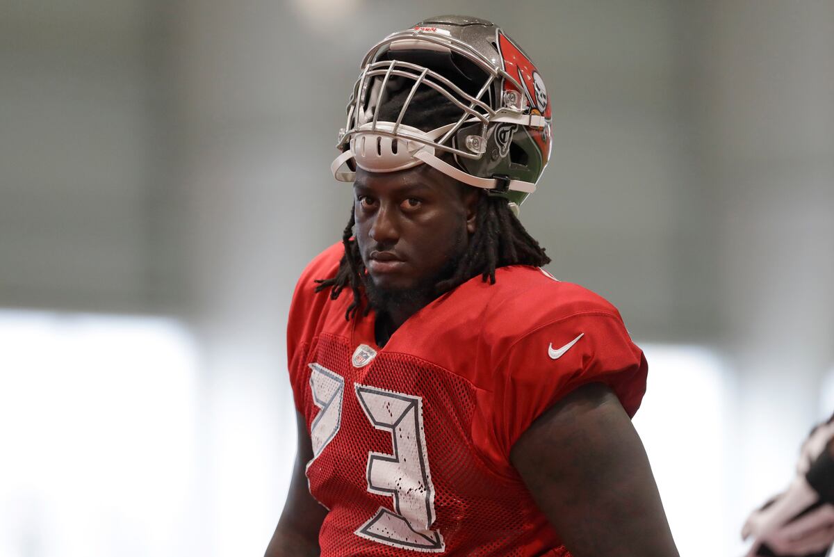 Buccaneers' Terry Beckner Suspended 4 Games for Positive PED Test ...