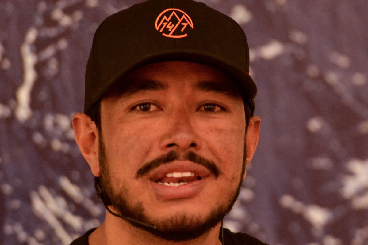 Nepal's Nirmal Purja Sets Record Climbing World's 14 Highest Peaks in ...