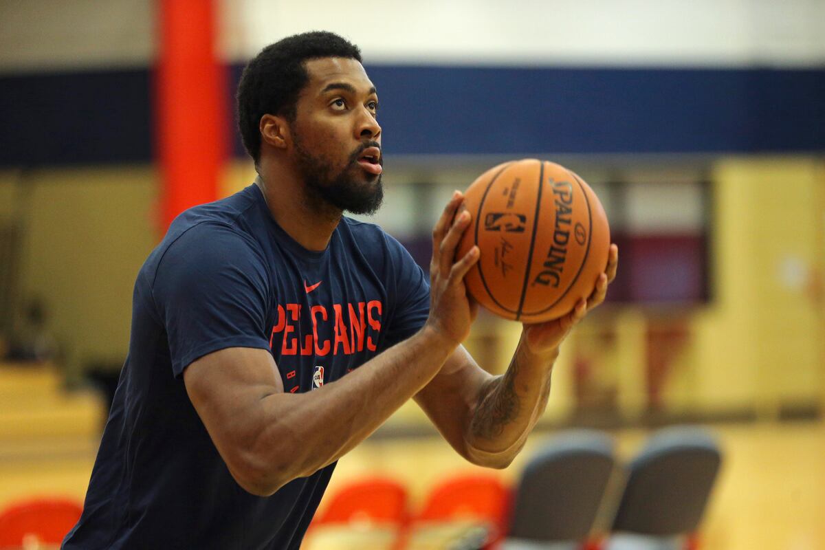 Pelicans' Derrick Favors, J.J. Redick out vs. Celtics with Hamstring ...