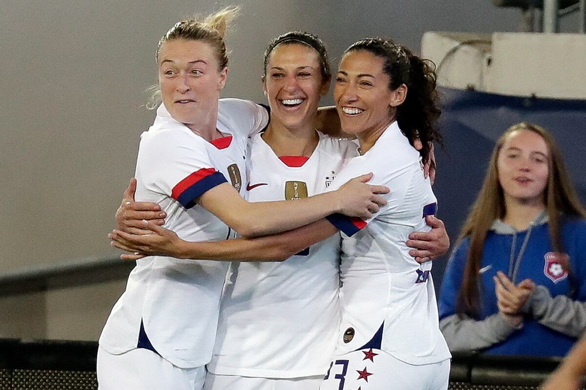 Carli Lloyd, Lynn Williams Score as USWNT Beats Costa Rica 6-0 in ...