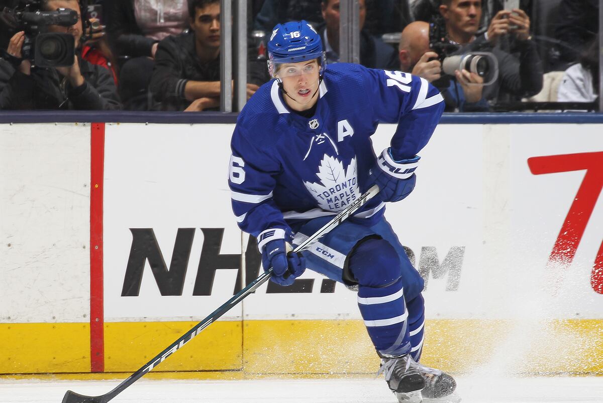 Maple Leafs Star Mitch Marner out at Least 4 Weeks After Suffering ...