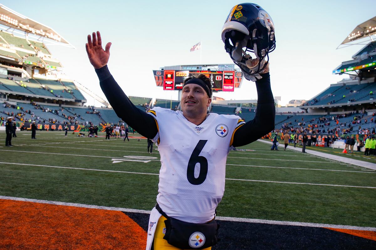 Devlin Hodges to Start over Mason Rudolph for Steelers vs. Browns ...