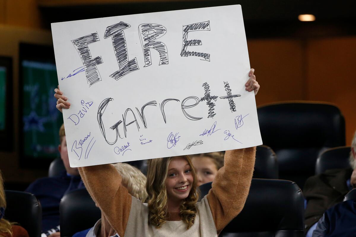 Report: 'Screaming and Hollering' Heard in Cowboys Locker Room After ...