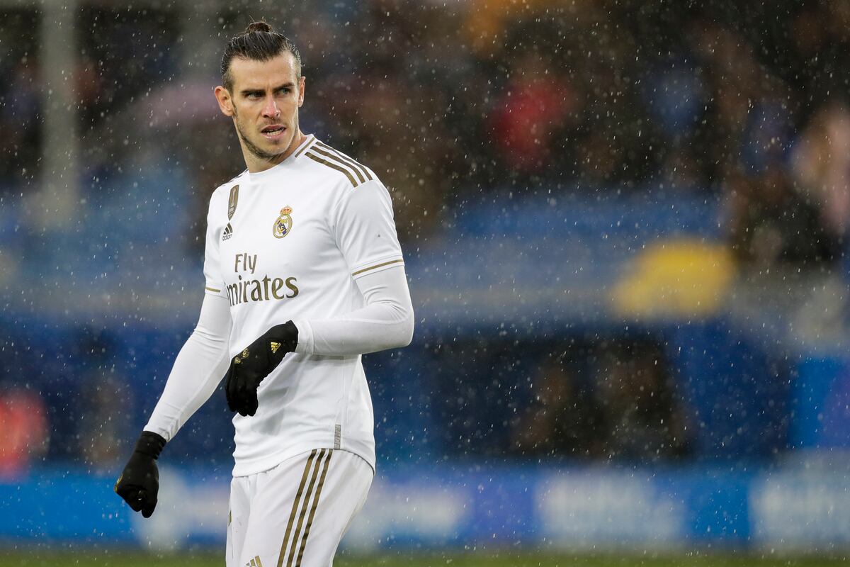 Gareth Bale Ruled Out for Real Madrid's Next 2 Matches with Hamstring ...