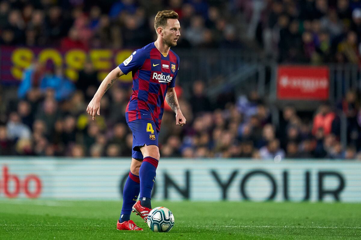 Ivan Rakitic Says Barcelona 'Perfect' for Him Amid January Transfer ...