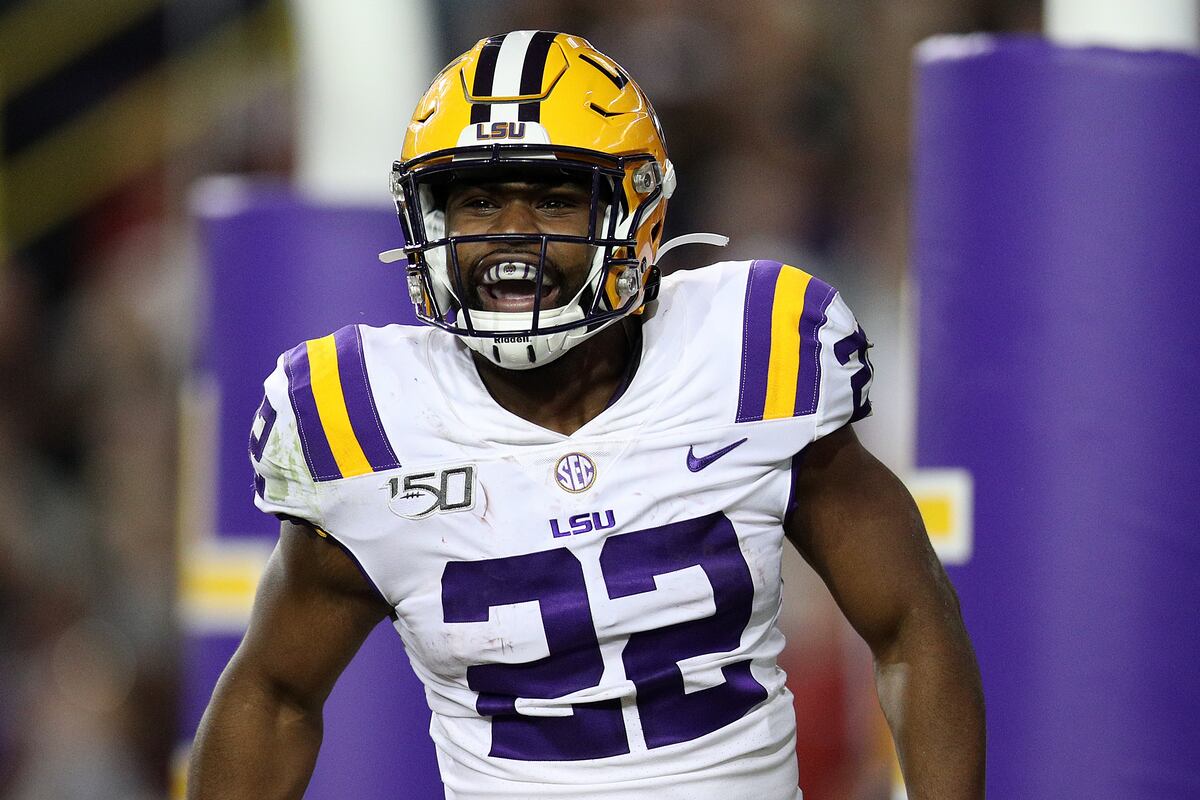 LSU's Clyde Edwards-Helaire Injures Hamstring; Status for Peach Bowl ...