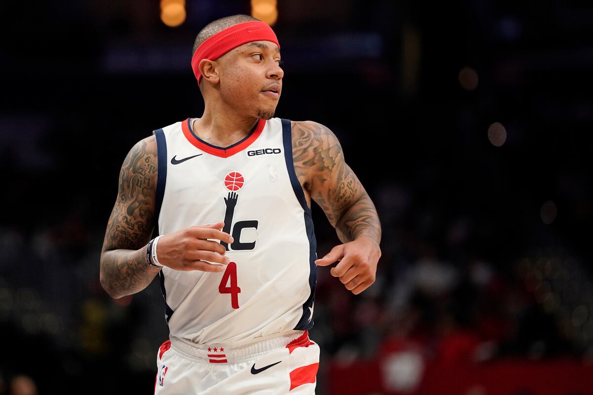 Video: Wizards' Isaiah Thomas Ejected After Confronting 76ers Fans in ...