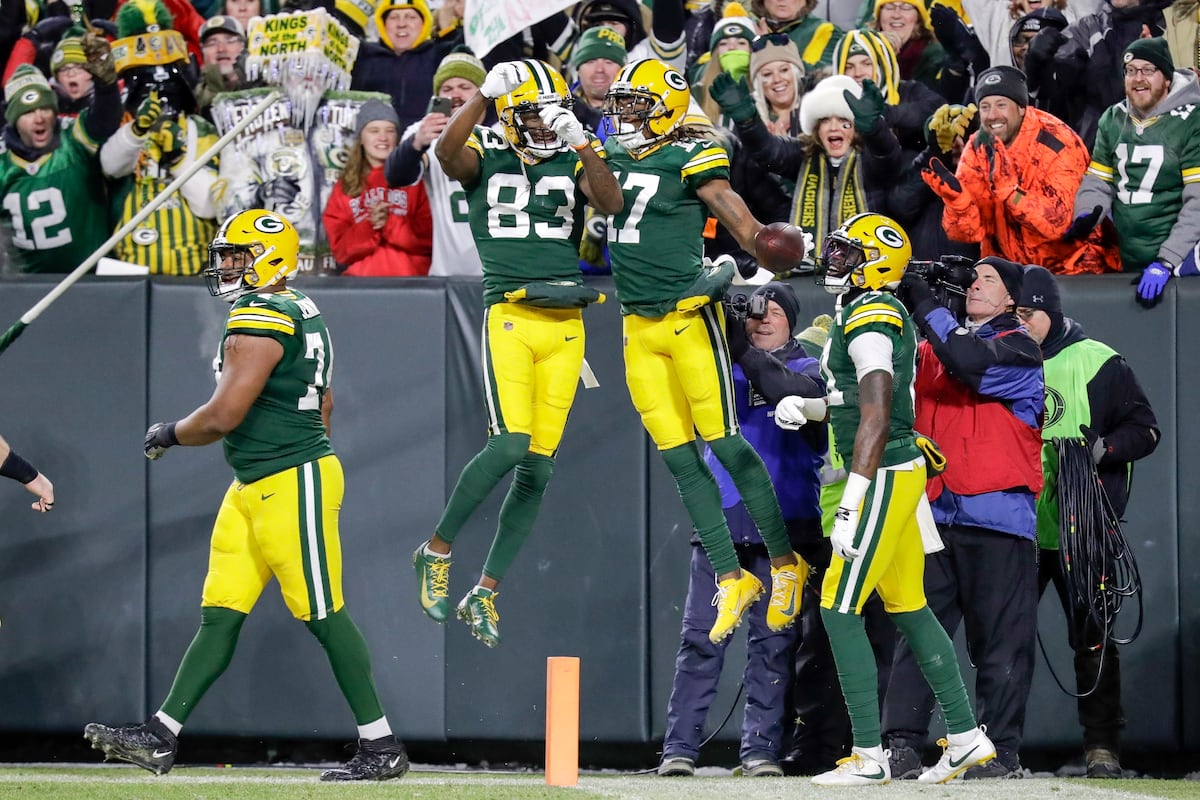 Aaron Rodgers, Packers Edge Russell Wilson, Seahawks; Advance to NFC ...