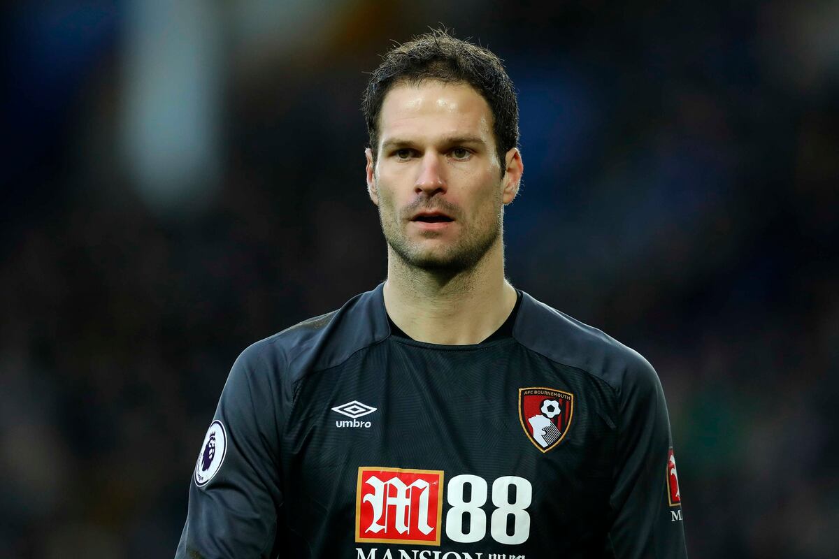 AC Milan Sign Bournemouth Goalkeeper Asmir Begovic on Loan | News ...