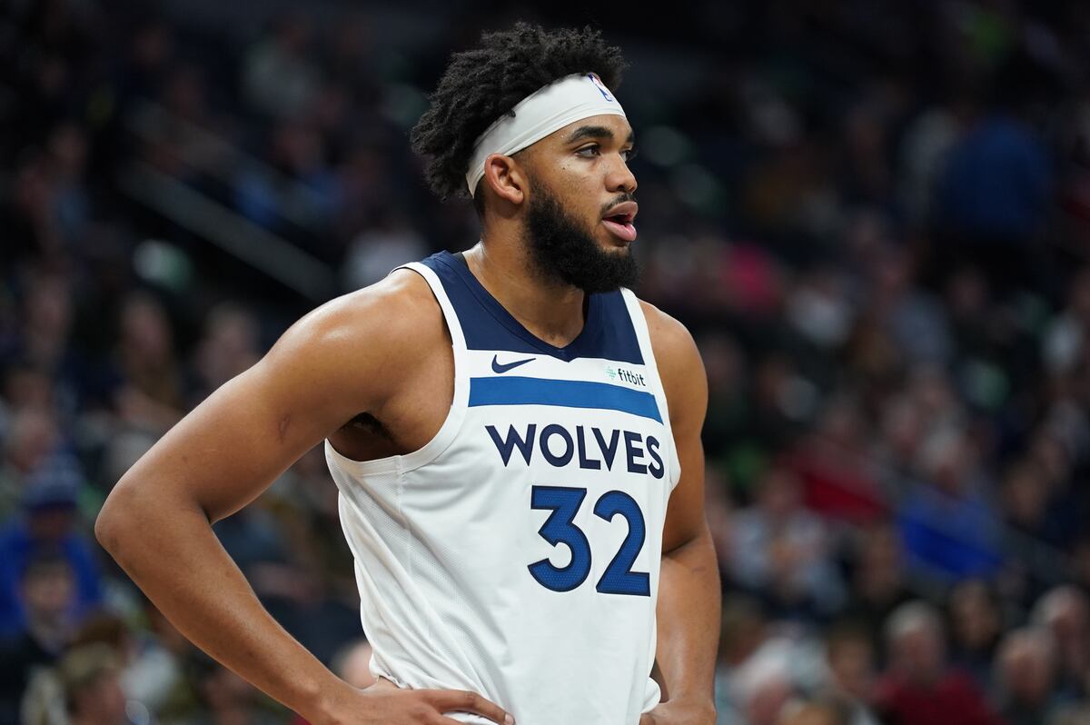Karl-Anthony Towns Trade Rumors: 'No Indication' T-Wolves Will Move ...