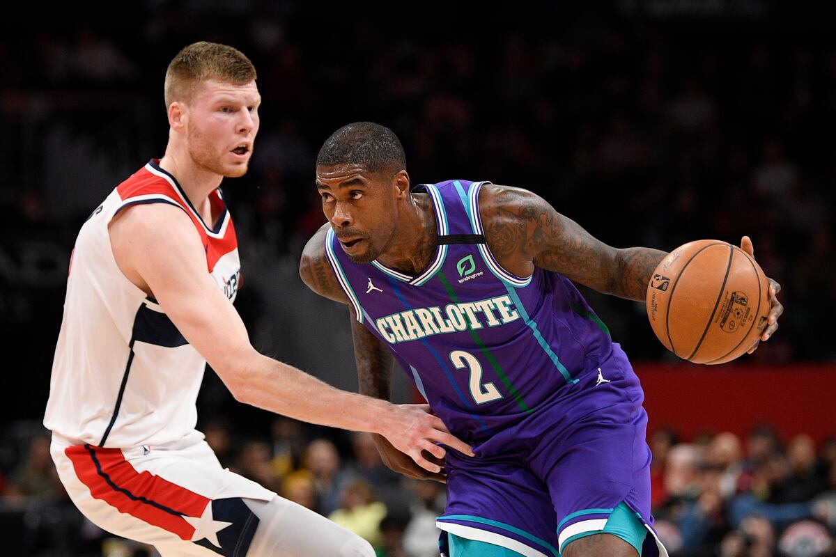 Report: Marvin Williams Plans to Sign Bucks Contract After Hornets ...